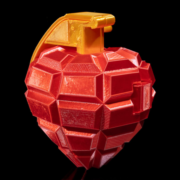 3D Printable Love Grenade by Stlflix