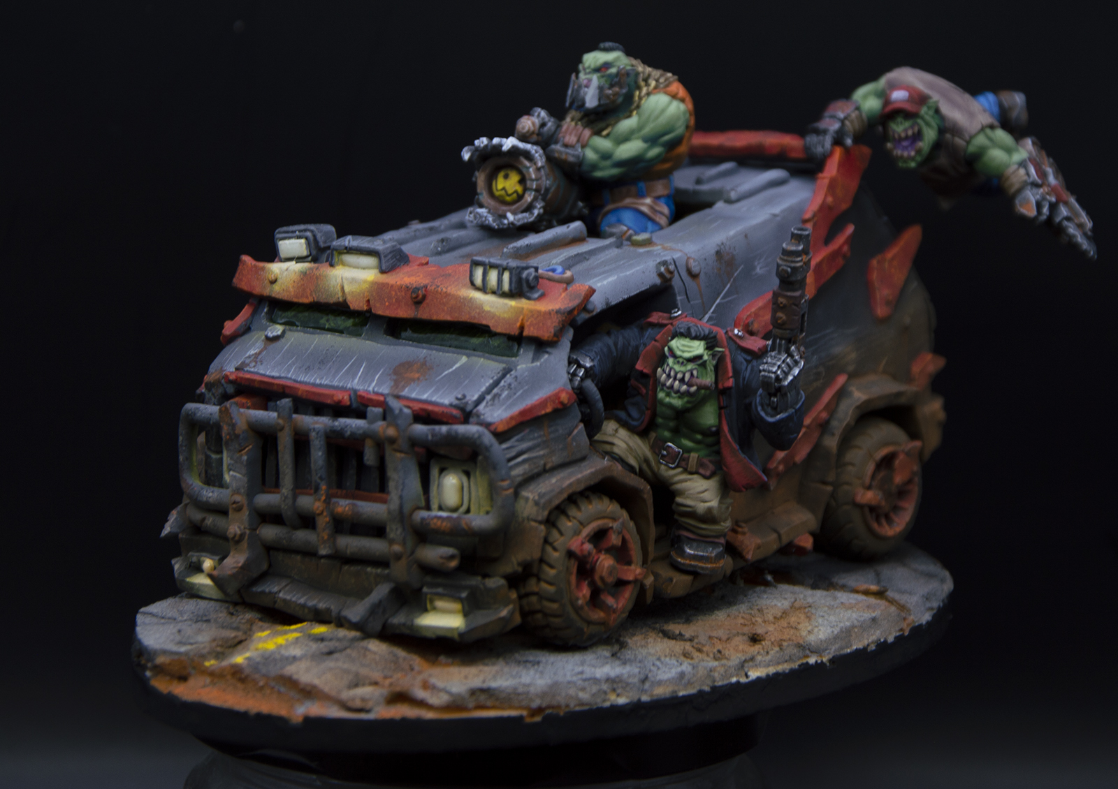 3D Printable Orc Team Battle Van by Puppetswar Miniatures