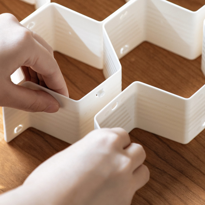 3D Printable Honeycomb Drawer Divider by Christopher Ong