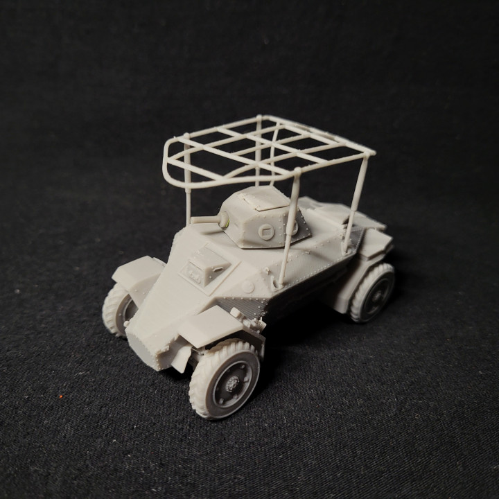 3D Printable 40M Csaba Armoured Car + 3 Tankmen (Hungary, WW2) by Wargame3d