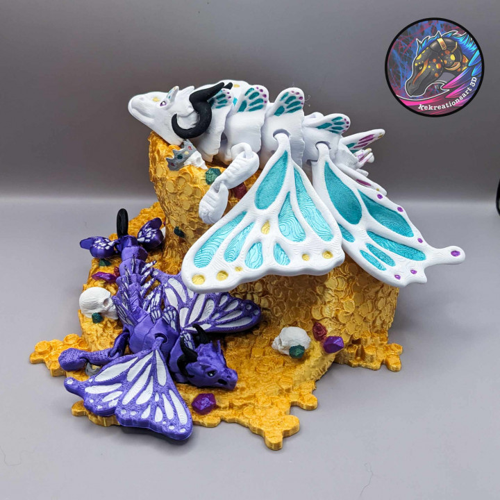 3D Printable Gold Dragon Hoard Display by Kirsten M