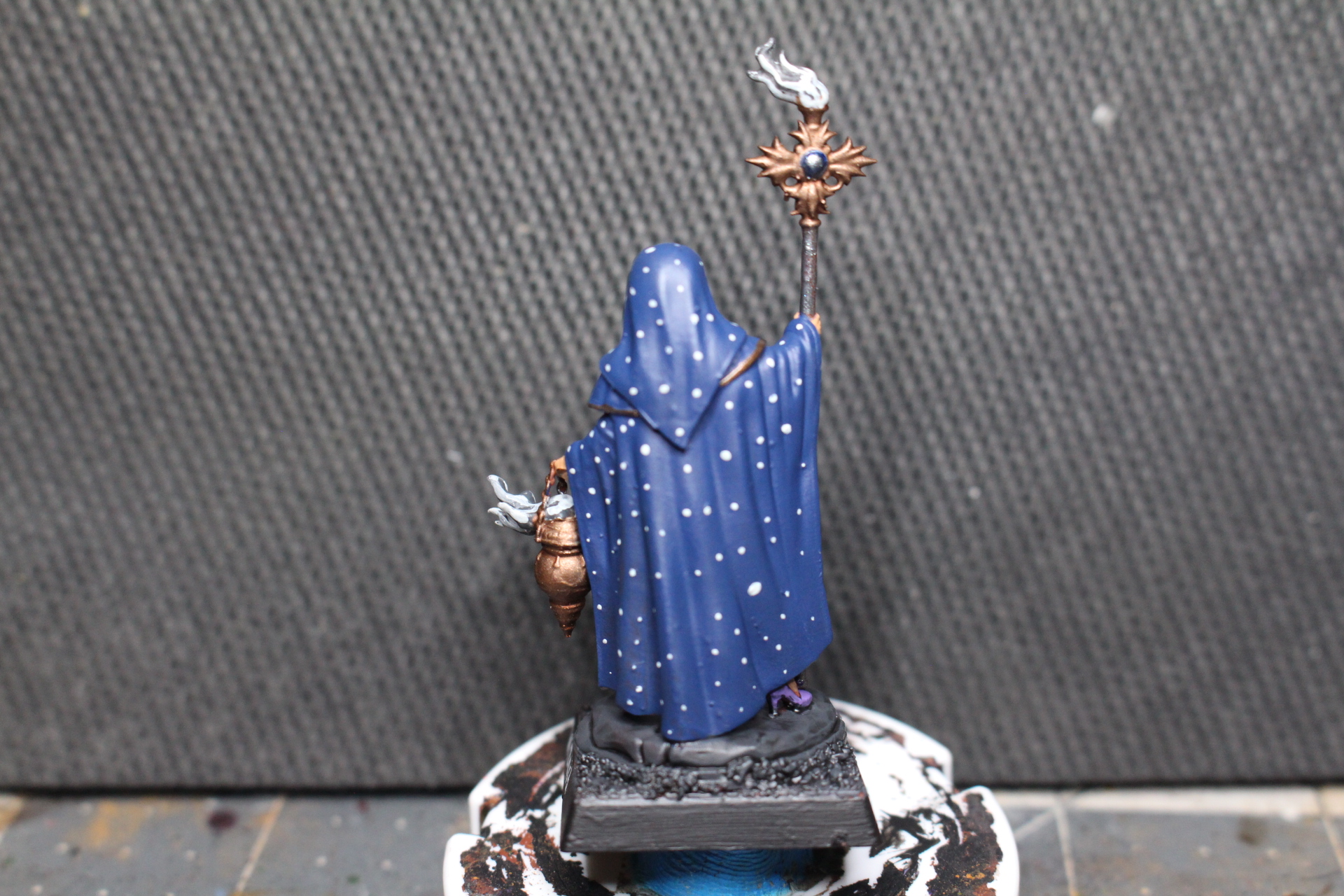 3D Printable Cleric Eleanora by Gaz Minis