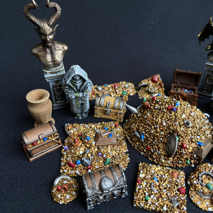 3D Printable Treasure Room by Tiny Furniture