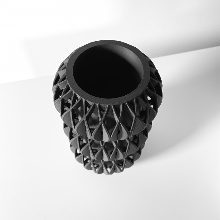 3D Printable The Revan Vase, Modern and Unique Home Decor for Dried and ...
