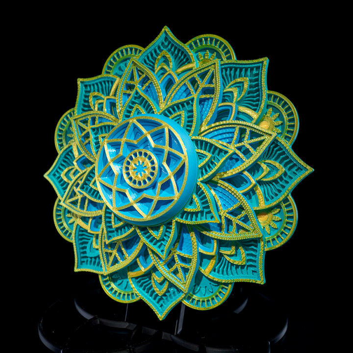 3D Printable Spinning Mandala by Stlflix