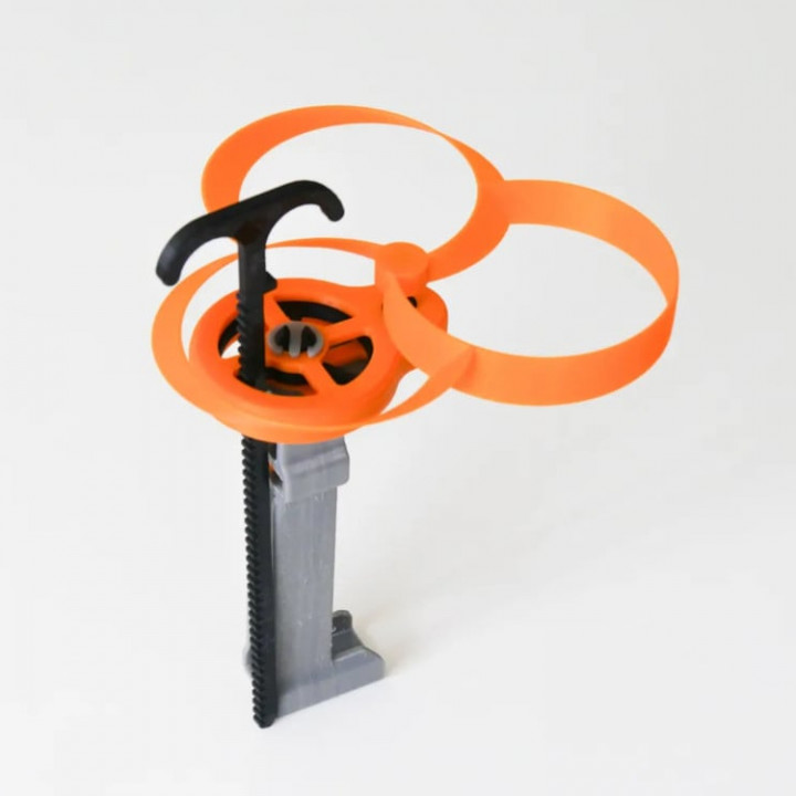 3D Printable Toroidal propeller launcher (snap-fit model) by Manabun Lab