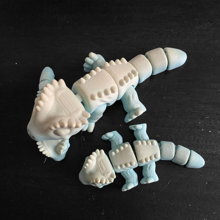 3D Printable Crested Gecko by The Dragon's Den