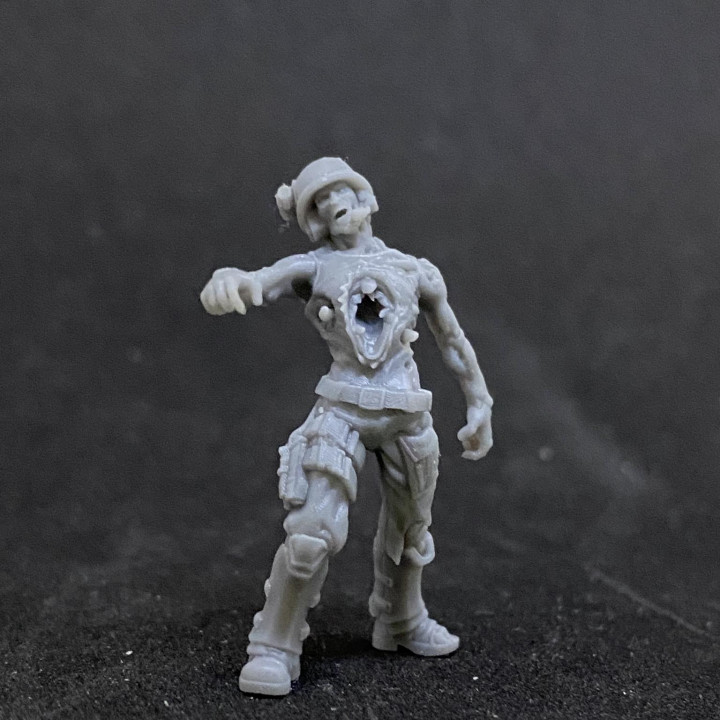 3D Printable ZOMBIE COLONIAL MARINE by PAPSIKELS MINIATURES