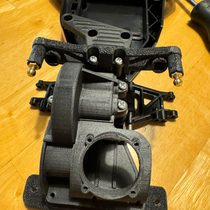 3D Print of Tamiya FF01 Front Gearbox/Bulkead by measuredpath