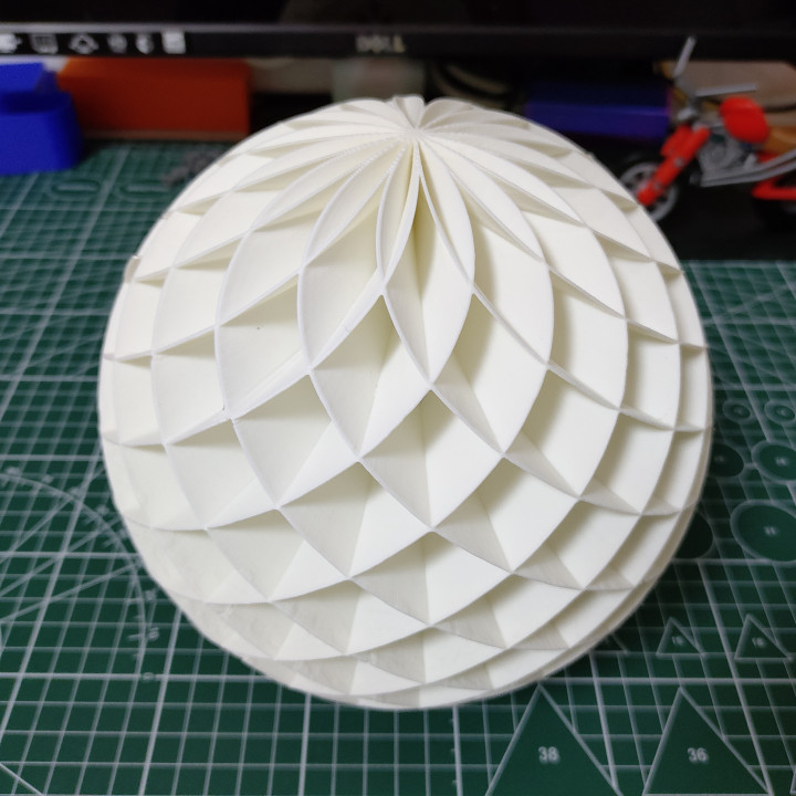 3D Printable Spiral ball LED lamp by chenlong