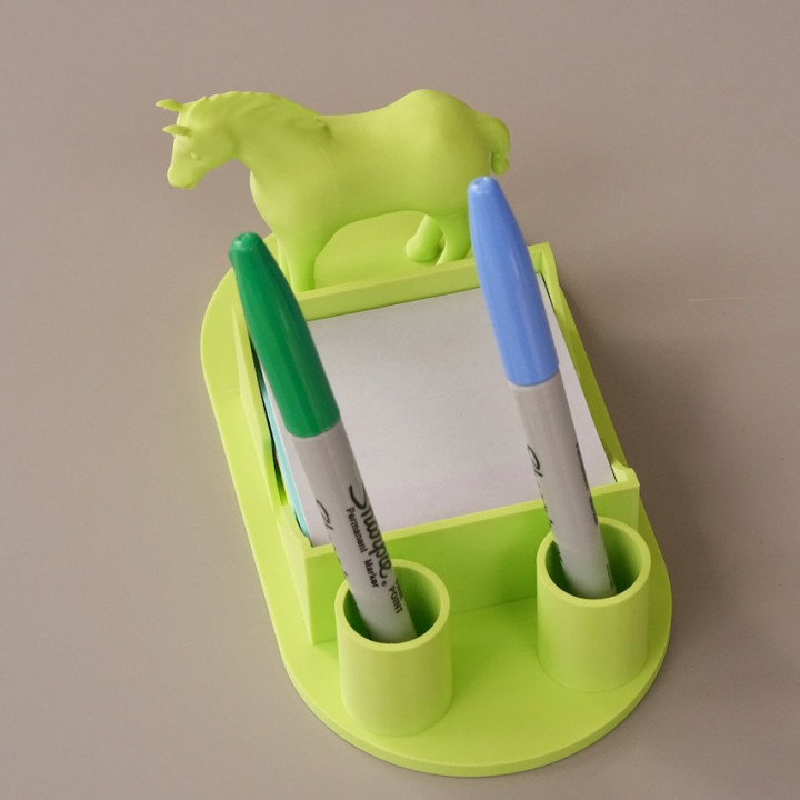 3D Printable Horse Post-it dispenser by Philippe Barreaud