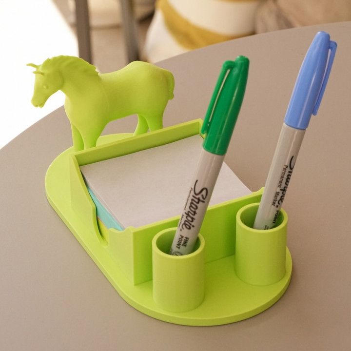 3D Printable Horse Post-it dispenser by Philippe Barreaud