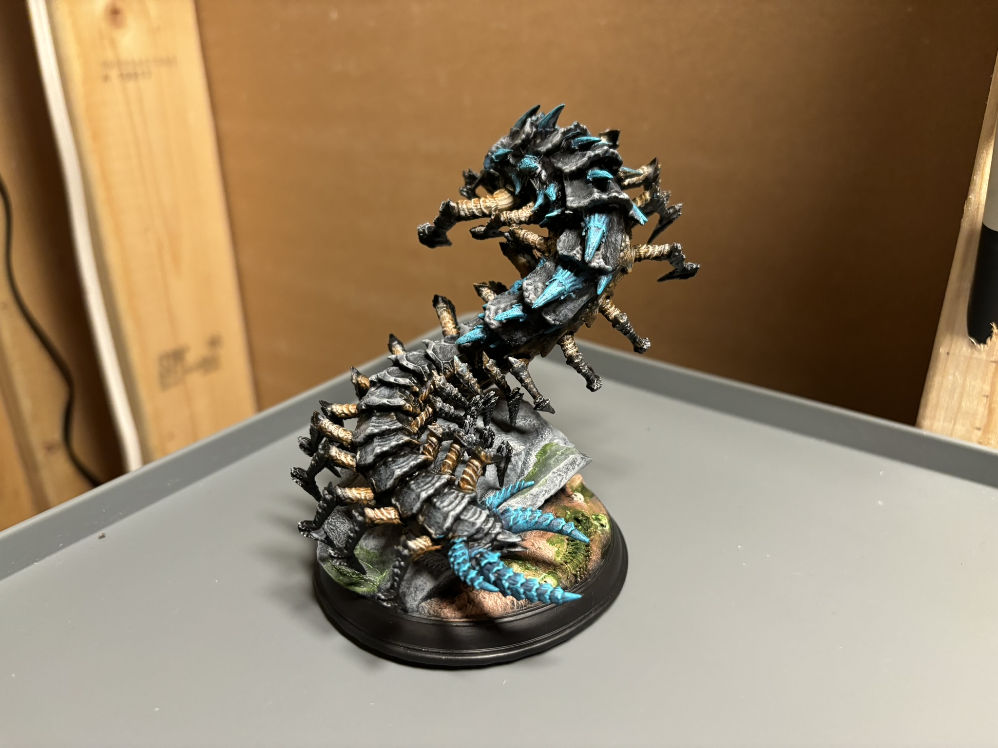3D Printable Eldritch Centipede Abomination - Monarch Conrad by DM Stash