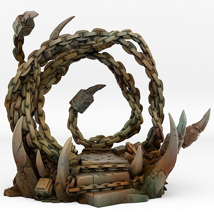 3D Printable CHAINS PORTAL WITH ITS CHAINS EFFECT by Fantastic Plants ...