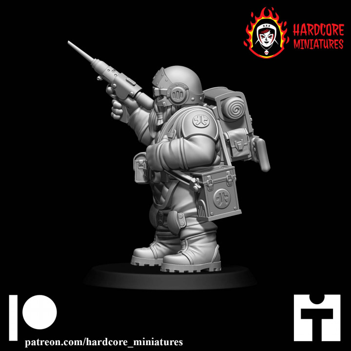 3D Printable Dwarf Medic Standing by Hardcore Miniatures