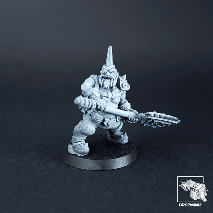 3D Printable Sci-Fi Male Dwarf Slayers by DropMiniz