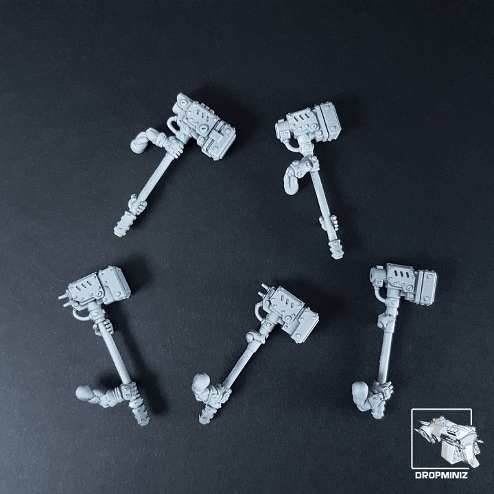 3D Printable Sci-Fi Male Dwarf Slayers by DropMiniz