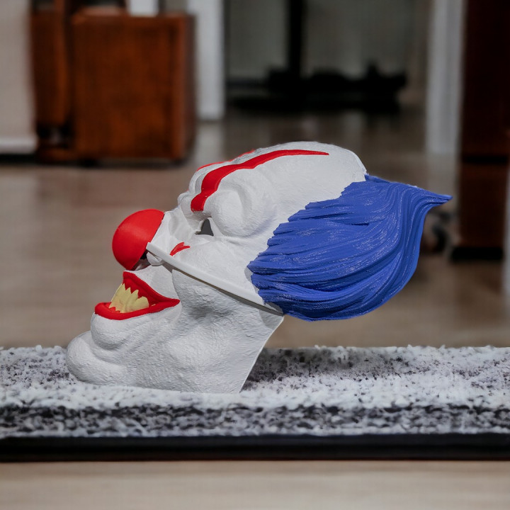 3D Printable Wearable Evil Clown Mask by Stlflix