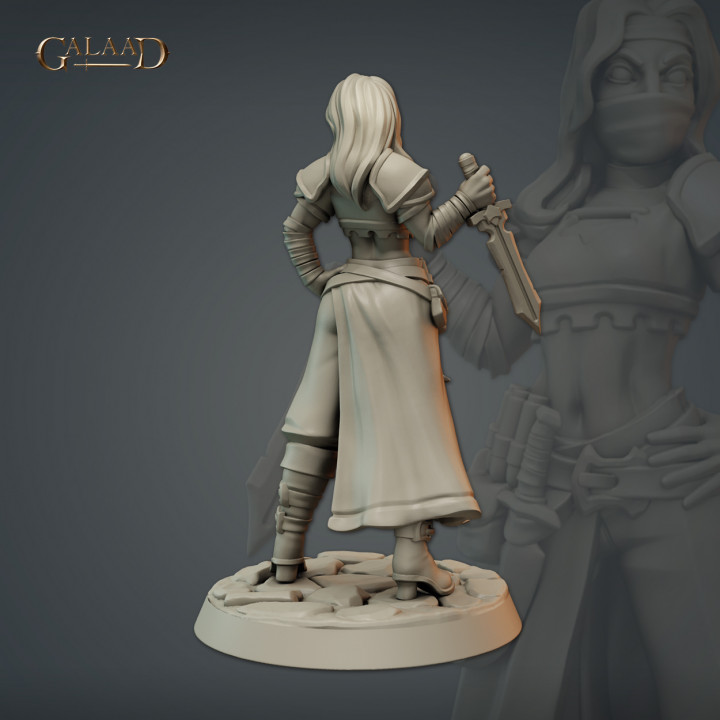 3D Printable female bandit dagger outlaw by Galaad Miniatures