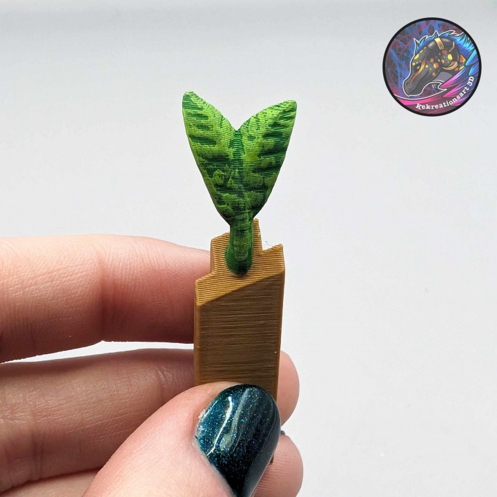 3D Printable Twisting Tree Dice Tower by Kirsten M