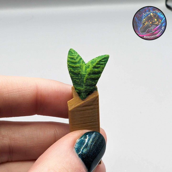 3D Printable Twisting Tree Dice Tower by Kirsten M