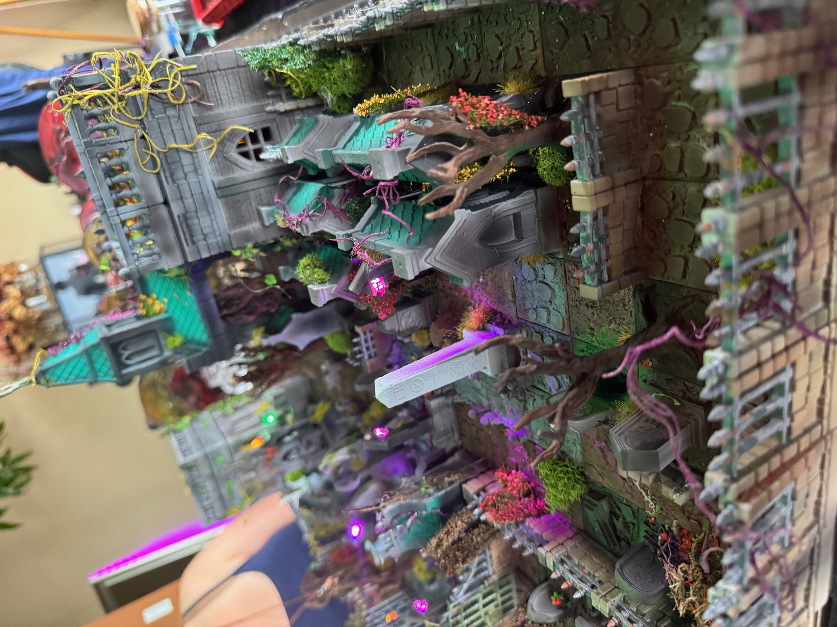 3D Printable THE HAUNTED GRAVEYARD (Dungeon Blocks) by Dungeon Blocks