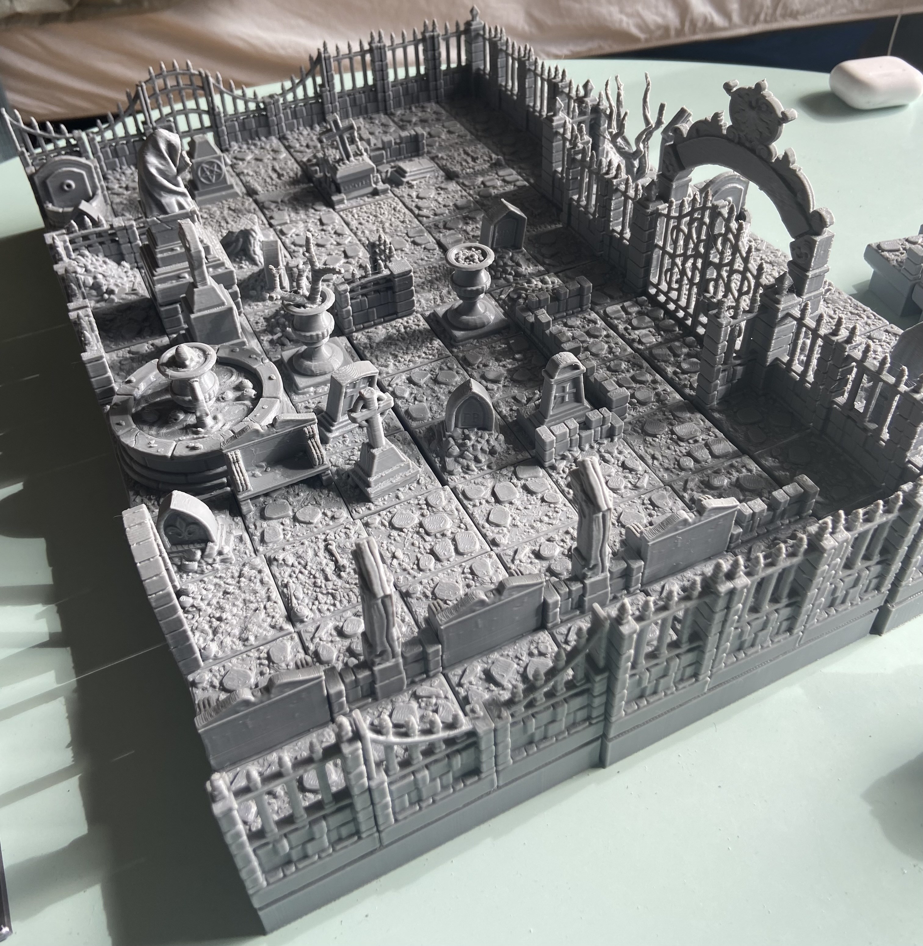 3D Printable THE HAUNTED GRAVEYARD (Dungeon Blocks) by Dungeon Blocks