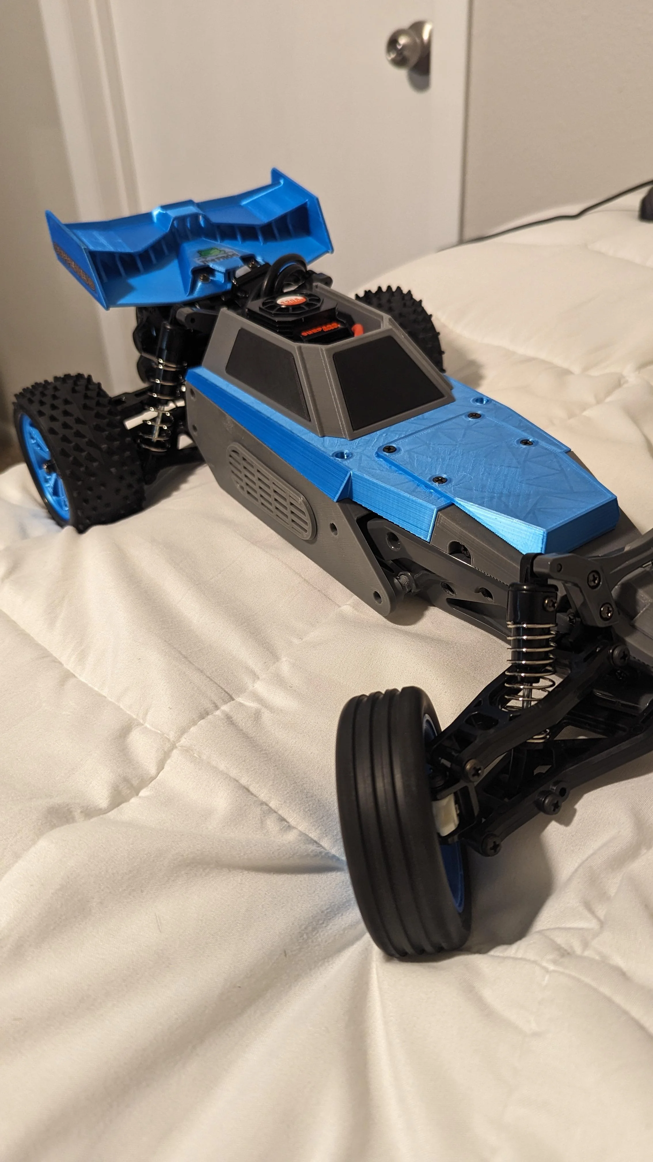 3D Printable Body for TAMIYA DT03 chassis. by Adam Walczak