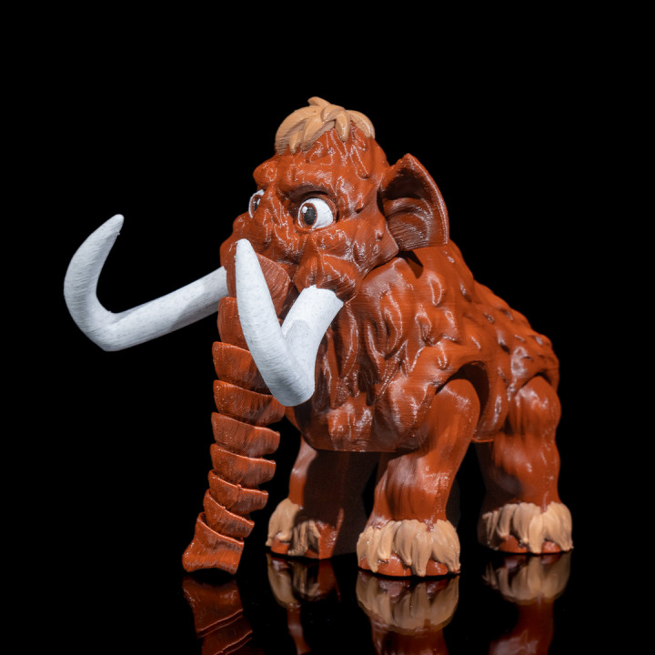 3D Printable Mammoth by Stlflix
