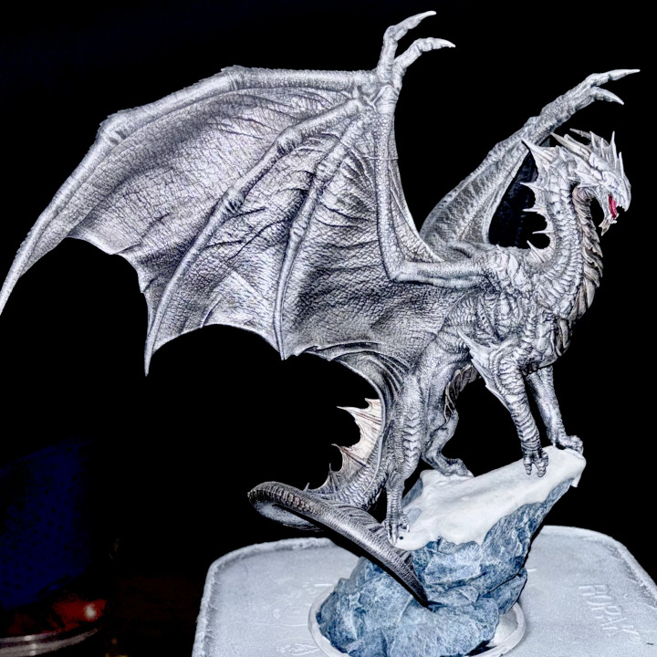 3D Print of Legendary Metallic Silver Dragon by Zeph_Thrax