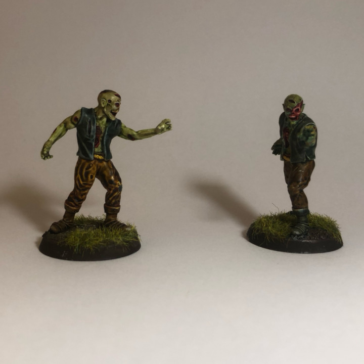 3D Printable Zombie 32mm (presupported) by finsterfey