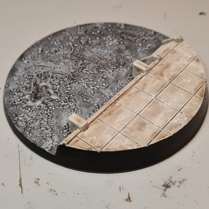 3D Printable 80mm wargaming bases by Lee McColl
