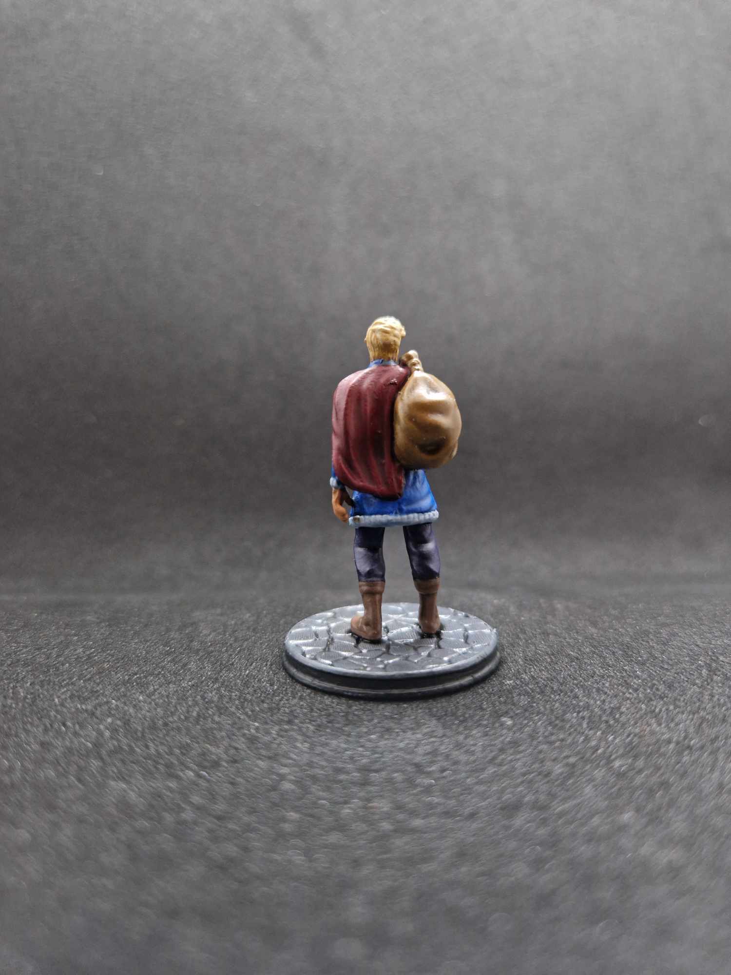 3D Printable Half Elf Merchant - Not Your Average Trading District Vol ...