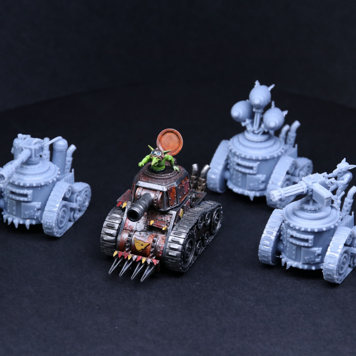 3D Printable Goblin Tanks by Voy Forges