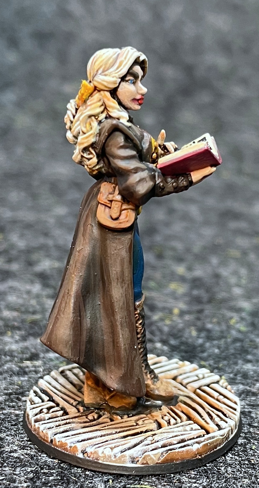 3D Printable Female Wizard - Colette the Female Wizard ( Female Wizard ...