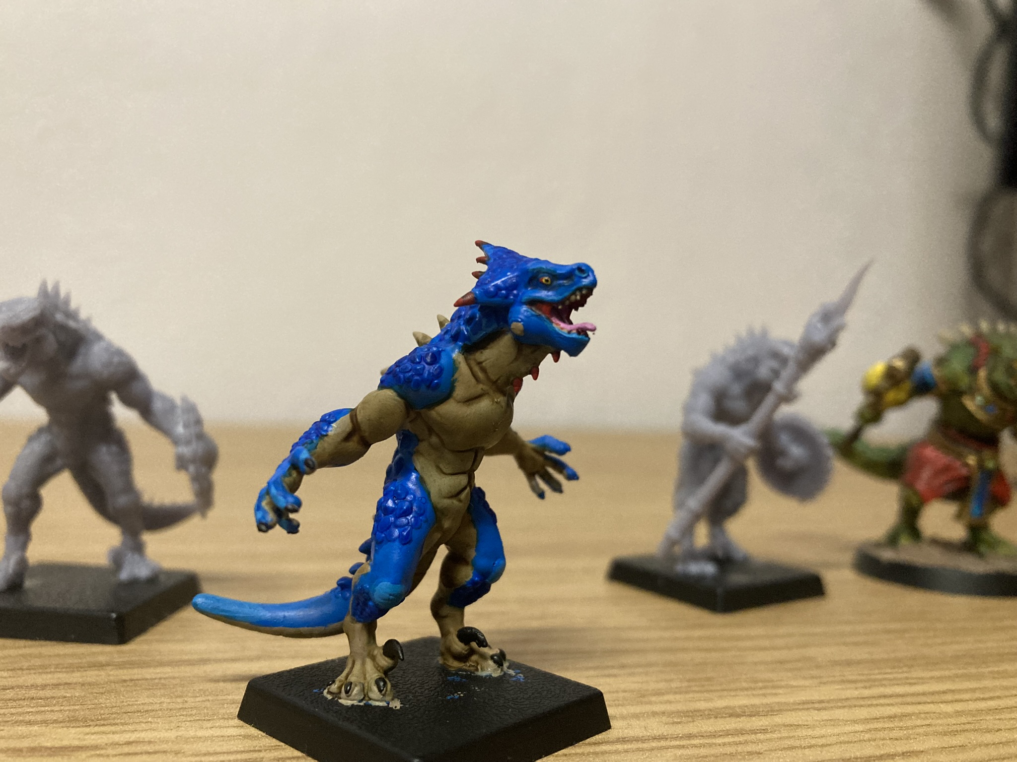 3D Printable Lizardmen Crested Iguanisaurus Roaring by Savage Saurian ...