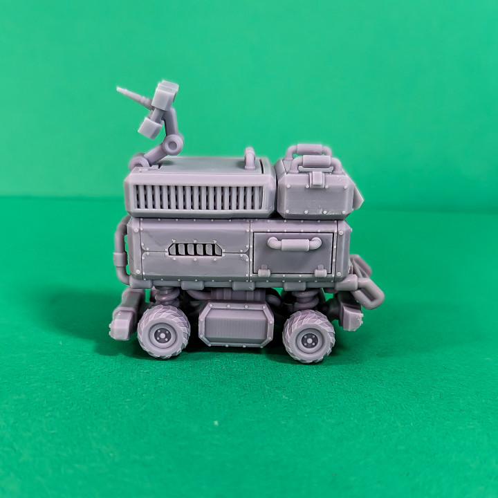 3D Printable Delivery Bot by Print Minis