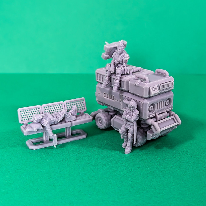3D Printable Delivery Bot by Print Minis