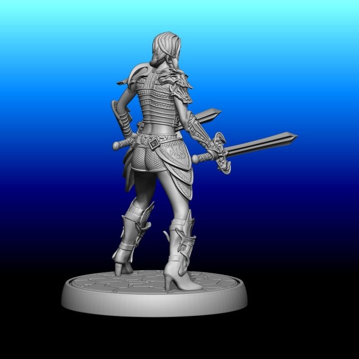 3D Printable table games, fighting warrior woman by Figures3d