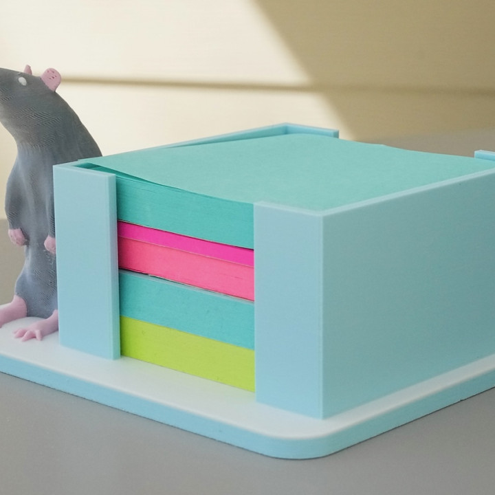 3D Printable Rat Post-it dispenser by Philippe Barreaud