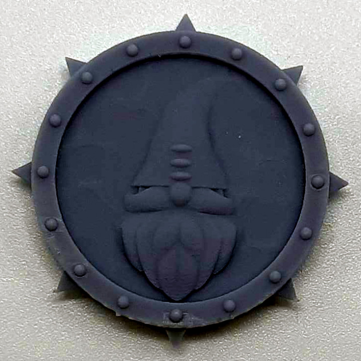 3D Printable Blood Bowl Gnome Token by Vergond