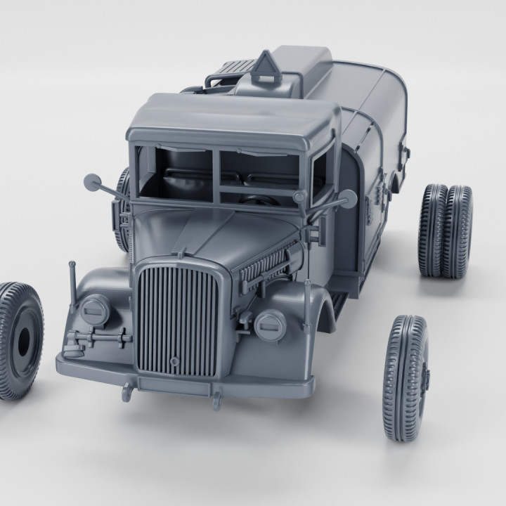 3D Printable Opel Blitz Tankwagen - Kfz.385 (Germany, WW2) by Wargame3d