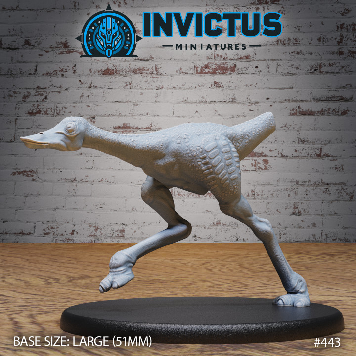 3D Printable Alien Goose Dino Running / Space Beast / Galactic Dinosaur ...