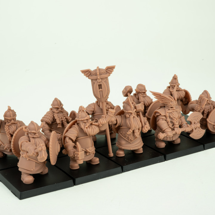 3D Printable Dwarf Clan Warriors by Matteo Donzelli