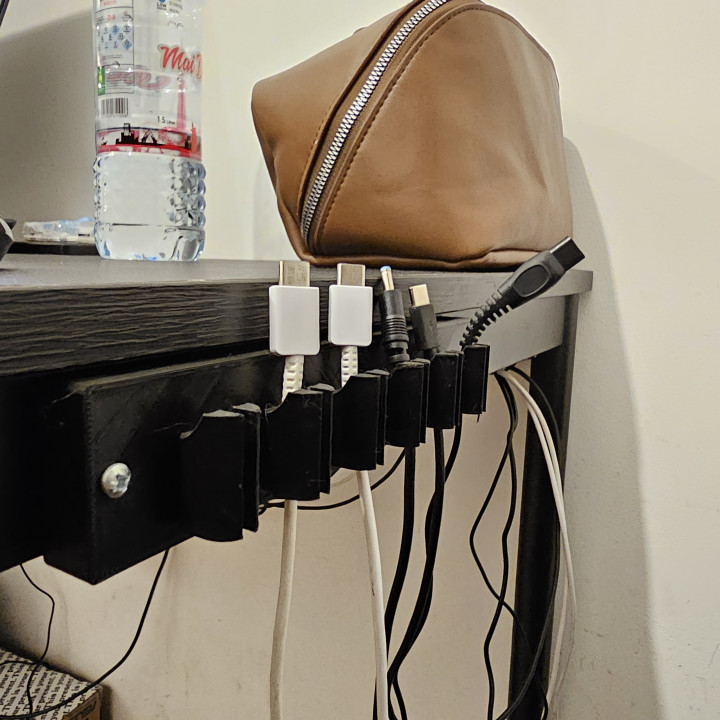 3D Printable Cable Manager Pro by Griffith A