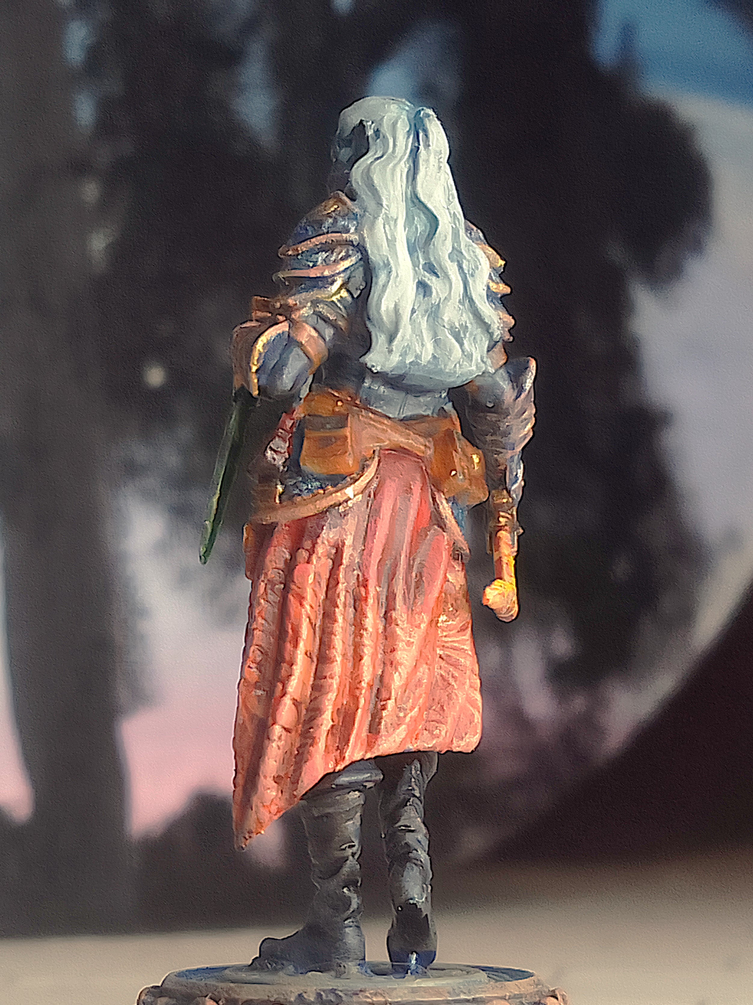 3D Printable Water Genasi Swashbuckler Rogue - Hali Brookes by DM Stash