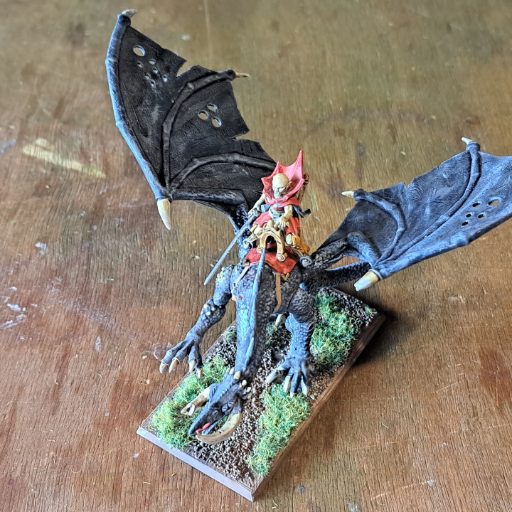 3D Printable Abyssal Terror Miniature (modular, 32mm) by Juhász Gergely