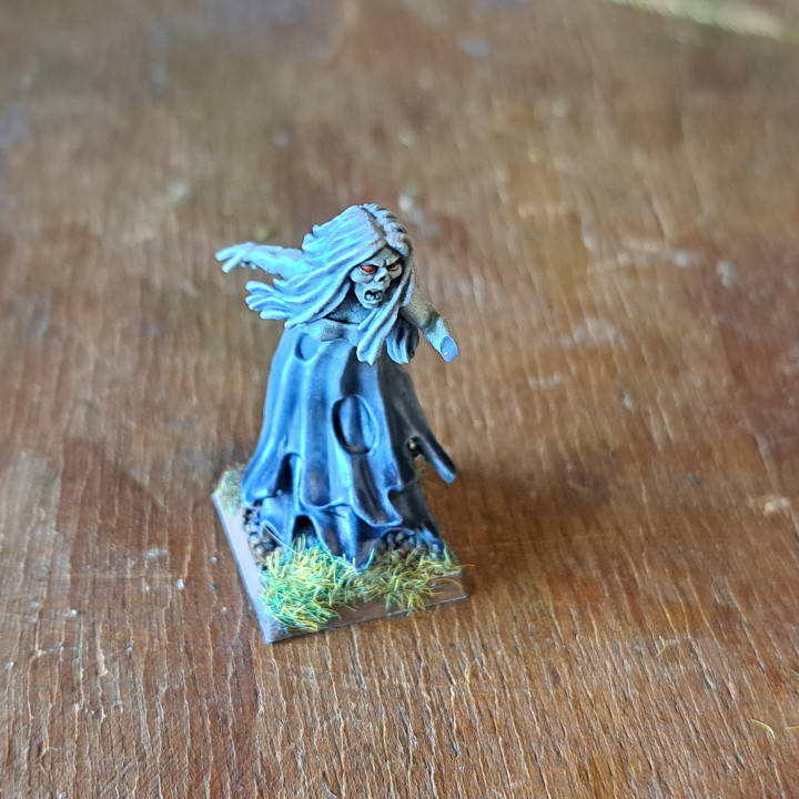 3D Printable Banshee Miniature (32mm) by Juhász Gergely