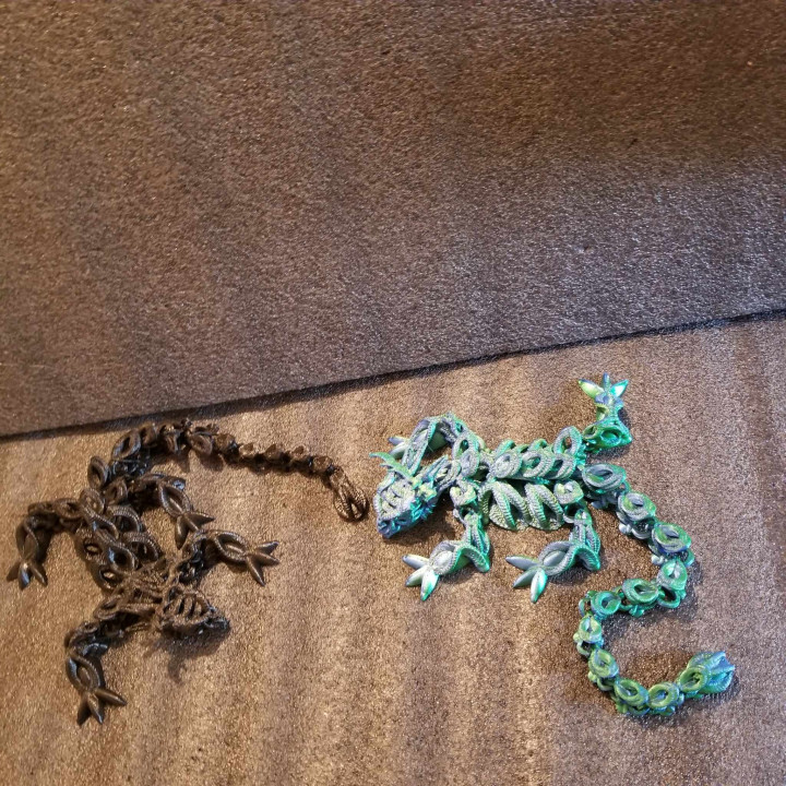 3D Printable Shakaworld3D Twisted Rope Dragon Lizard 180mm X180mm by ...