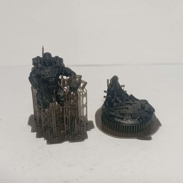 3D Printable Wanderer of Midnight Sun Covenant by dakkadakka.store